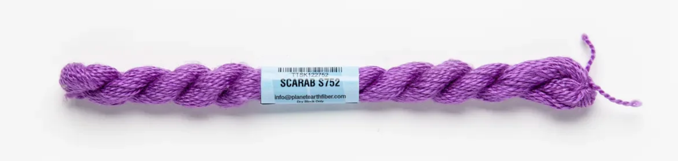 Essentials Skein SE752 Scarab – Canvas Queen Needlepoint